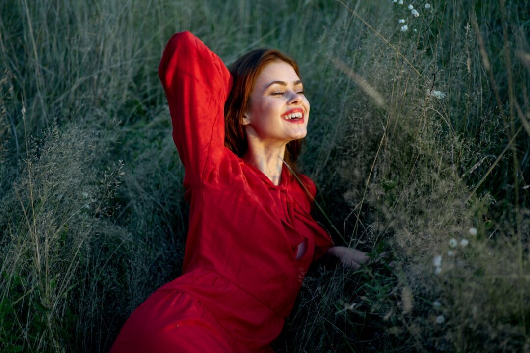 16 Ways to Radiate Feminine Energy and Feel DIVINE! – Wild Simple Joy